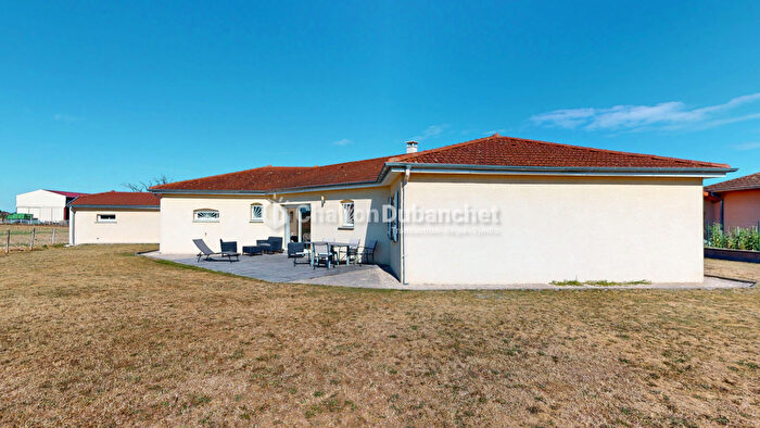 Maison à vendre - Saint-Léger-sur-Roanne - 7 pièces - 5 chambres