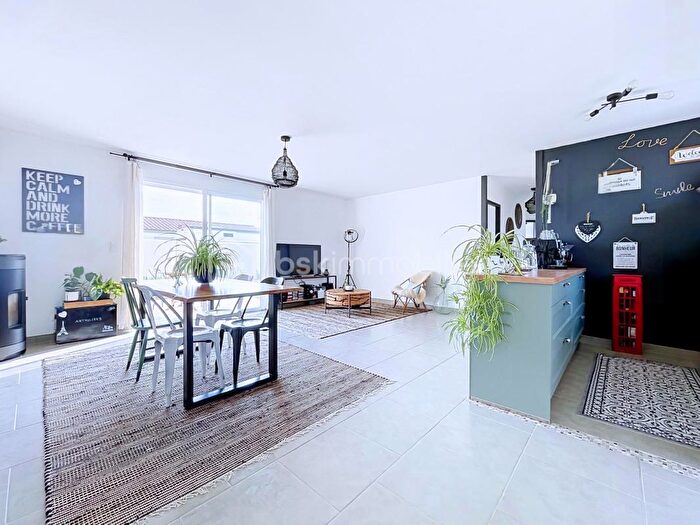 Angliers - Maison 4 pièces à vendre