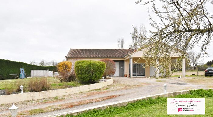 Maison à vendre - Massais - 6 pièces - 4 chambres