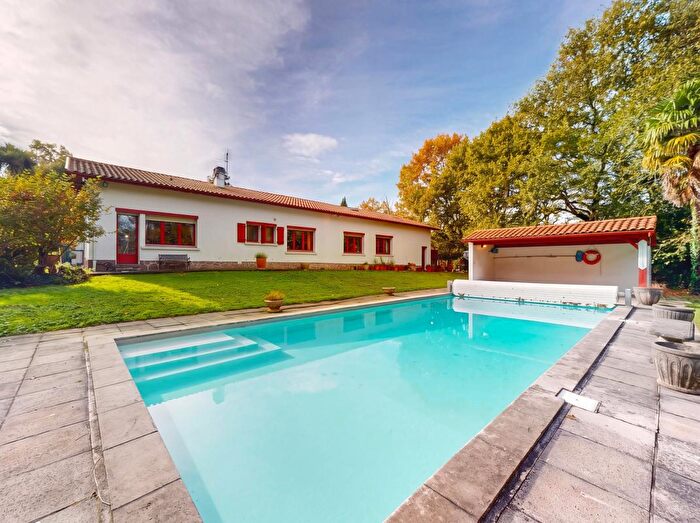 Ustaritz - Maison 7 pièces à vendre