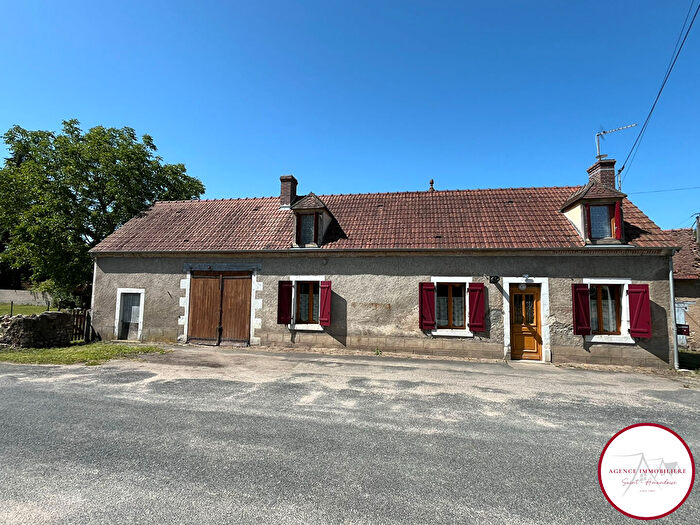 Charenton-du-Cher : Maison 5 pièces à vendre