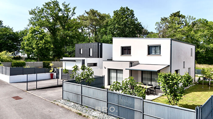 Maison 5 pièces à vendre à Plescop