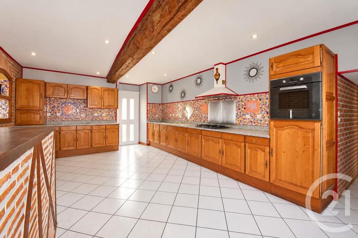 Maison 6 pièces à Ballée, à vendre