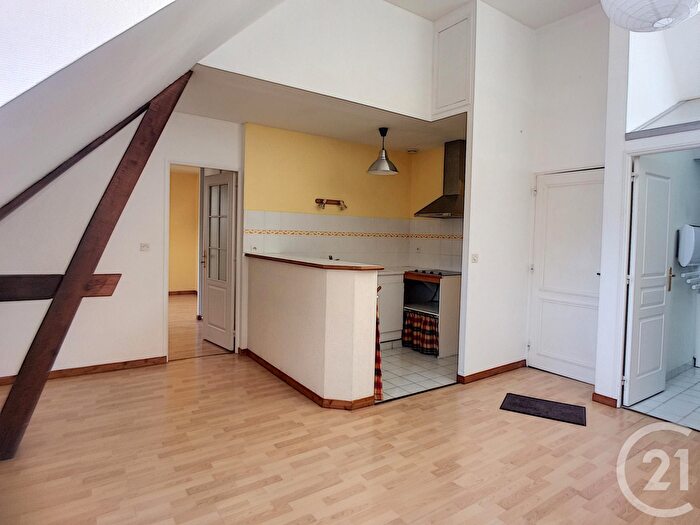 Appartement 2 pièces à louer à Troyes, Cathédrale