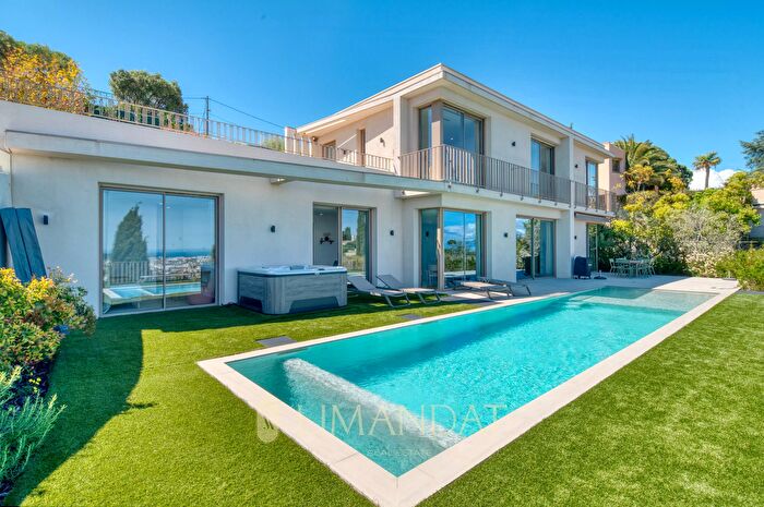 Cannes, Californie Pezou - Maison 8 pièces à louer