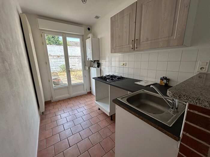 Maison 3 pièces à louer à Saint-Quentin, Isle