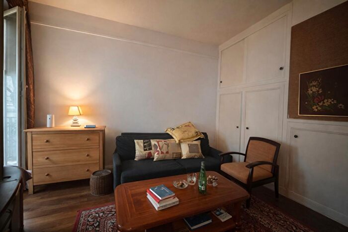 Appartement à vendre - Paris e , Jules Joffrin - 1 pièce