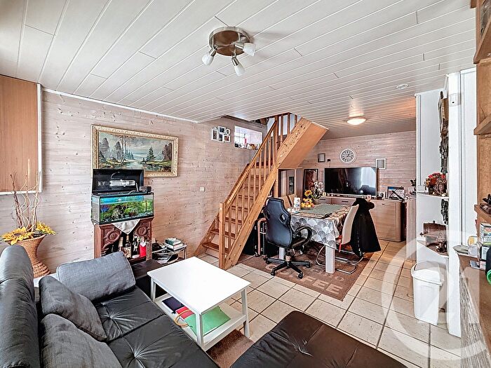 Maison à vendre - Chenoise - 4 pièces - 3 chambres