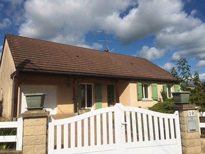 Maison à louer - Lubersac - 4 pièces - 3 chambres