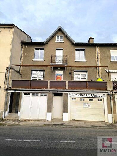 Maison à vendre - Saint-Céré - 6 pièces - 3 chambres