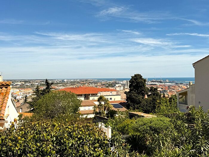 Maison à vendre - Sète, Saint-Clair - 6 pièces - 5 chambres