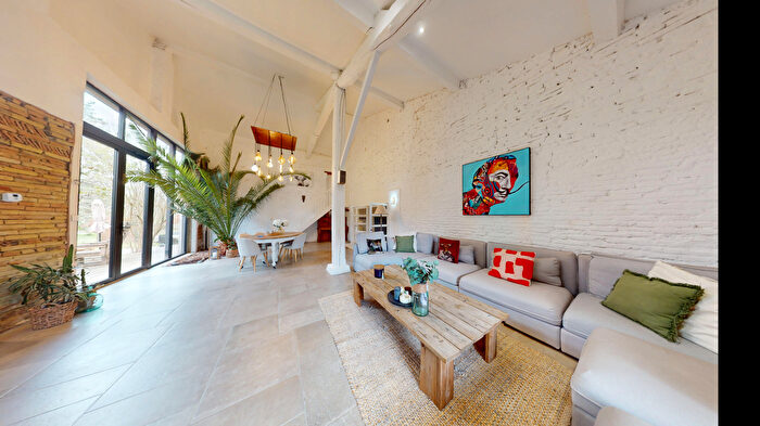 Maison 8 pièces à vendre à Beaupuy