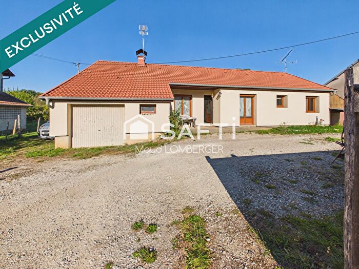 Maison 5 pièces à Champvans, à vendre