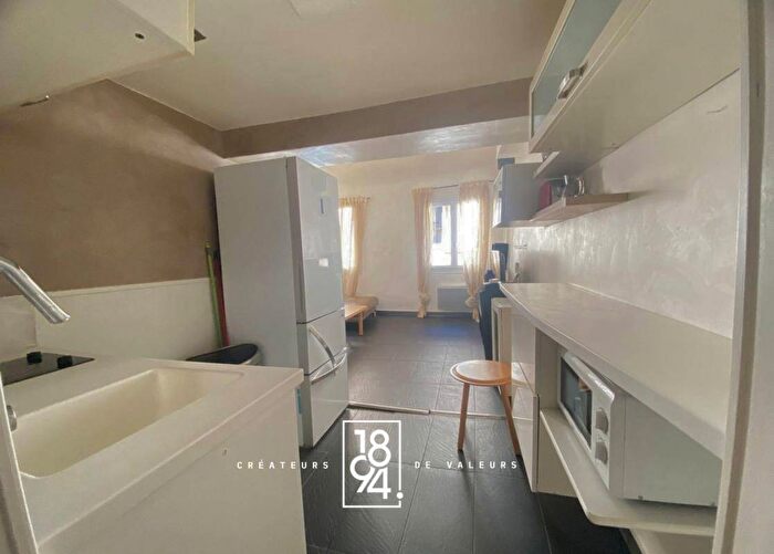 Appartement à louer - Centre Ville, Aix-en-Provence - 2 pièces - 1 chambre