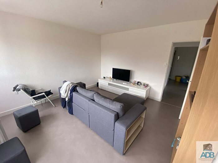 Appartement à louer - Le Coteau - 3 pièces - 2 chambres