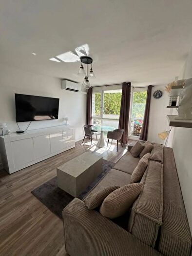 Appartement 2 pièces à louer à Le Pré-Saint-Gervais, Centre-ville, Egalité