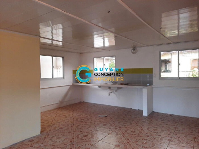 Appartement à louer - Saint-Laurent-du-Maroni - 3 pièces - 2 chambres