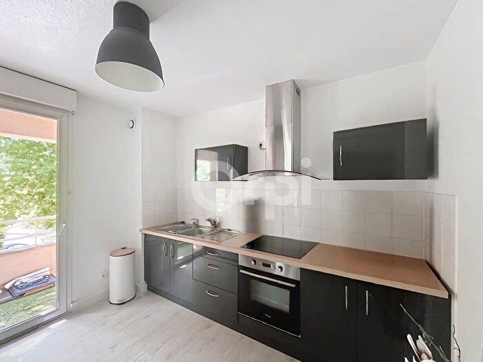 Saint-Pantaléon-de-Larche - Appartement 2 pièces à louer