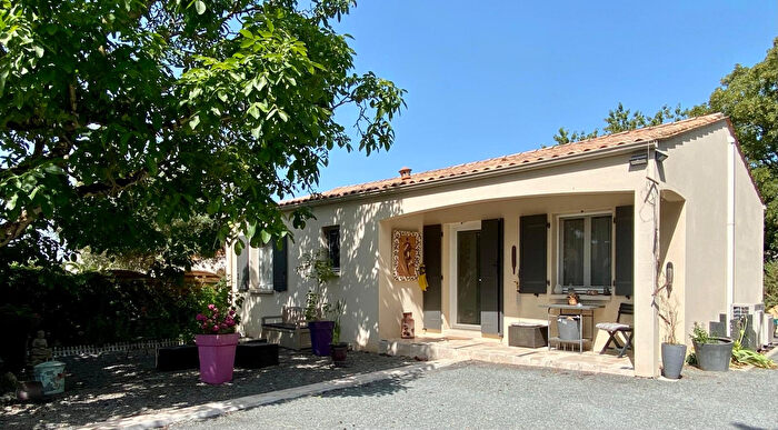 Maison 4 pièces à vendre - Saint-Just-Luzac