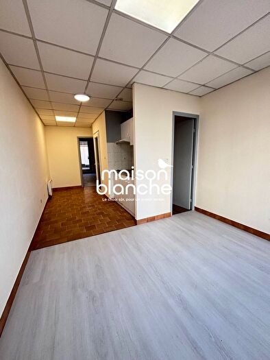 Appartement à louer - Centre, Coutras - 2 pièces - 1 chambre