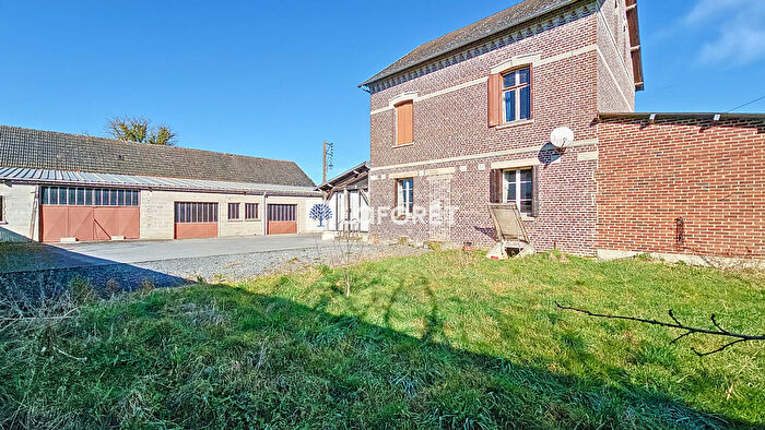 Maison 7 pièces à vendre à Annois