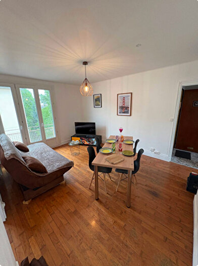 Appartement à vendre - Besançon, Montrapon, Fontaine Ecu, Montboucons, Montjoux - 3 pièces - 2 chambres