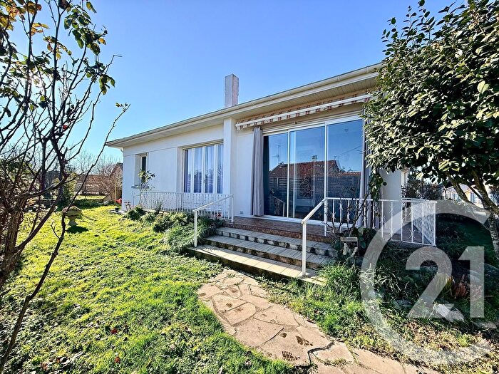 Maison à vendre - Orleix - 4 pièces - 3 chambres