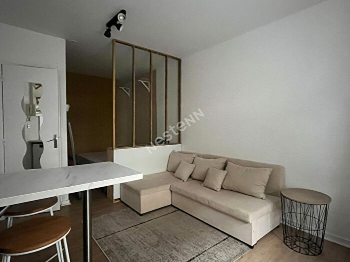 Quartiers Centre, Colombier : Appartement 1 pièce à vendre