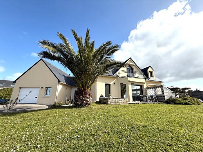 Maison à vendre - Plouhinec - 6 pièces - 4 chambres