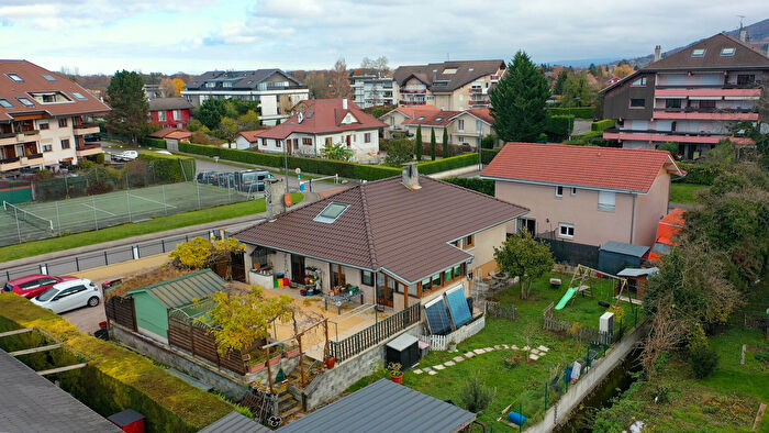 Maison à vendre - Douvaine - 6 pièces - 5 chambres