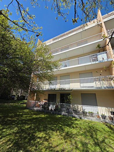 Appartement à vendre - Mérignac, Arlac - 4 pièces - 3 chambres