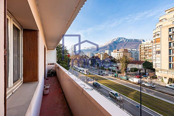 Appartement 3 pièces à vendre - Grenoble, La Capuche, Grands Boulevards