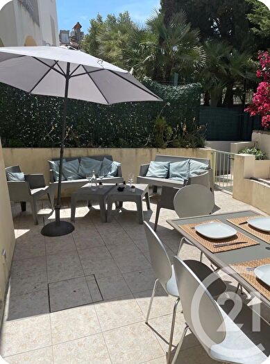 Cannes, Californie Pezou : Appartement 2 pièces à vendre