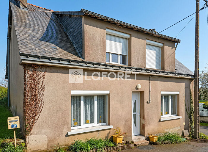 Maison à vendre - Guillac - 5 pièces - 3 chambres