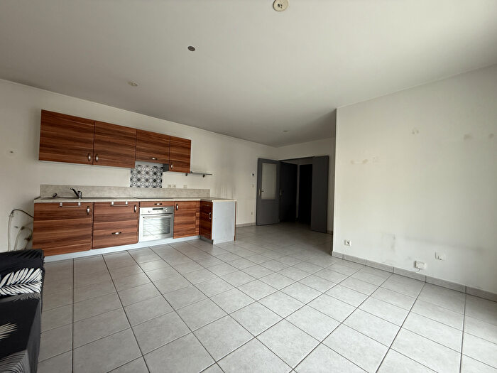 Appartement à louer - Rillieux-la-Pape - 3 pièces - 2 chambres