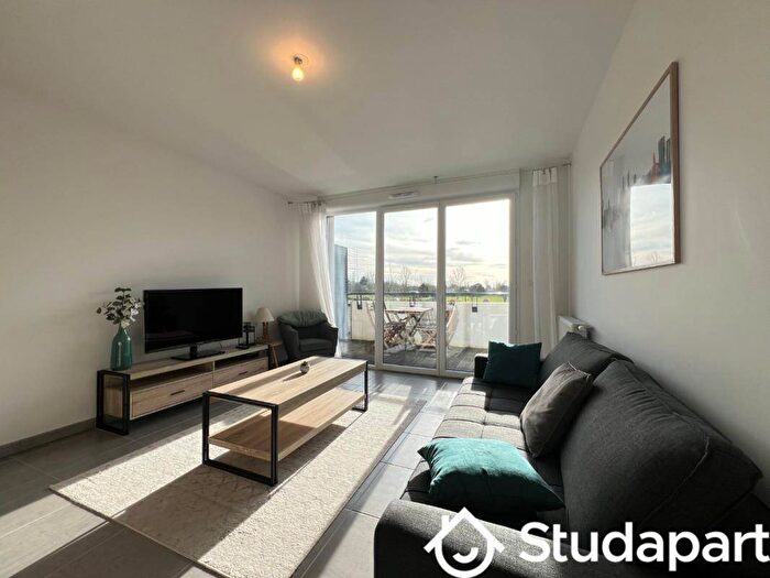 Maison à louer - Roussimort, Frouzins - 3 pièces - 2 chambres