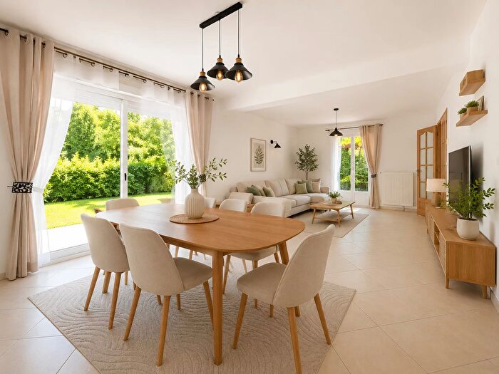 Maison 6 pièces à Rivery, à vendre
