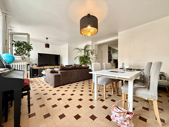 Appartement à vendre - Toulon, Champs-de-Mars - 4 pièces - 2 chambres