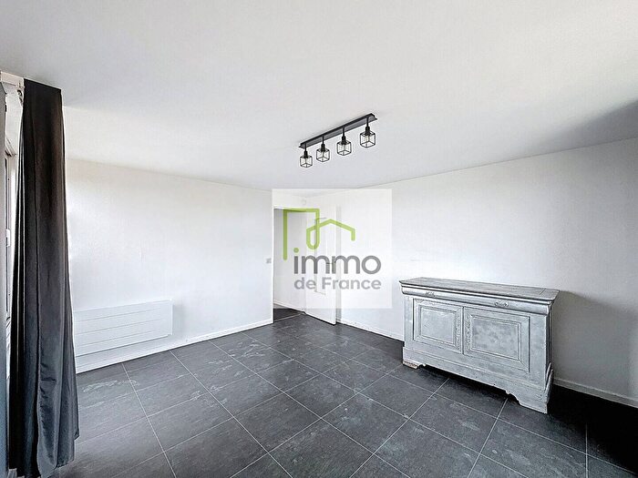 Appartement à louer - Champ du Cerf, Ronchin - 2 pièces - 1 chambre