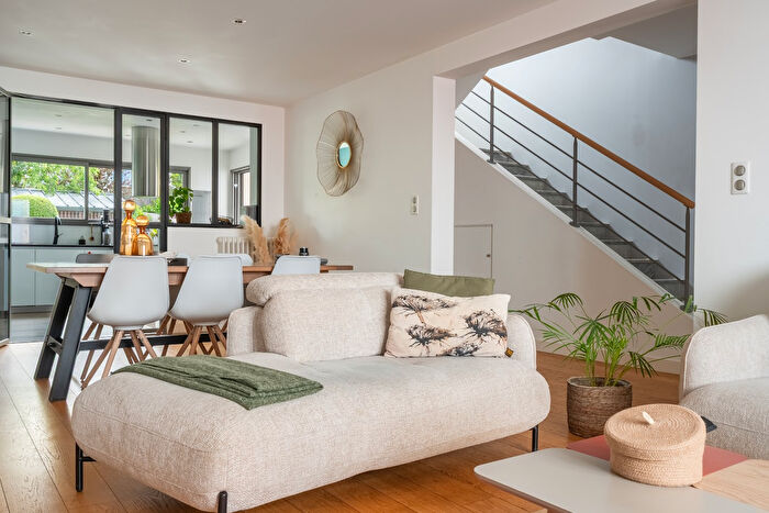 Nantes, Saint-Clément, Jardin des plantes, Caserne Lamoricière : Maison 7 pièces à vendre