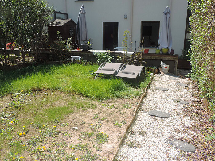 Appartement à vendre - Noisy-le-Grand, Centre-ville - 2 pièces - 1 chambre