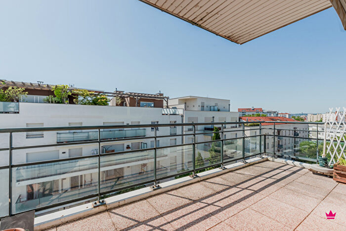 Appartement 4 pièces à vendre à Villeurbanne, Ferrandière, Maisons Neuves
