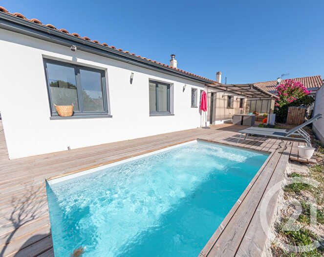 Maison 5 pièces à vendre à Saint-Médard-en-Jalles, Corbiac, Gajac, Magudas