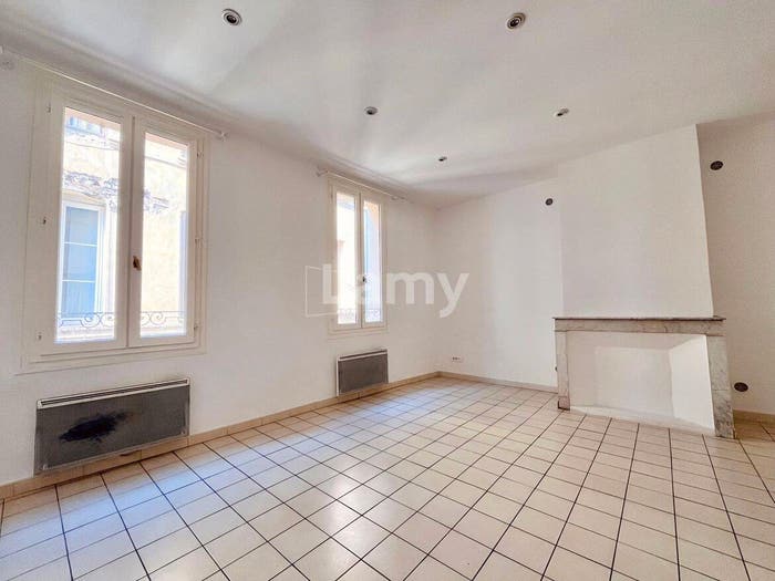 Appartement 2 pièces à Centre Ville, Aix-en-Provence, à louer