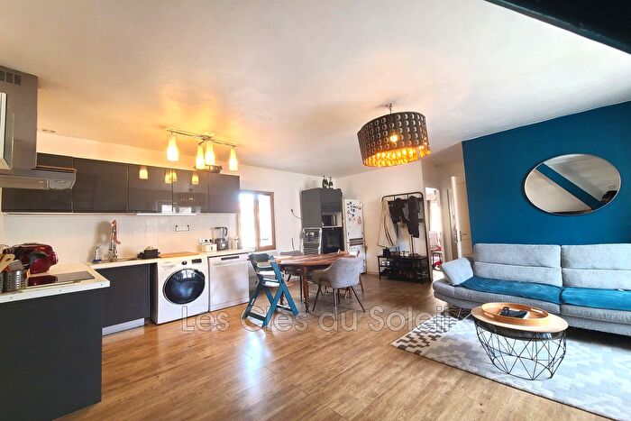 Appartement à vendre - Cuers - 4 pièces - 3 chambres