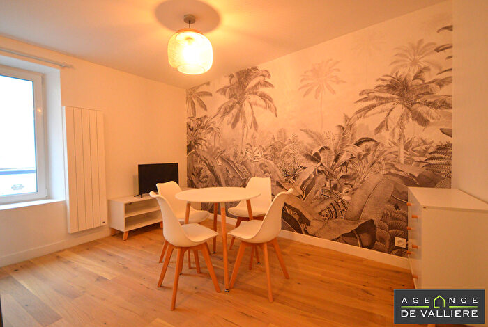 Appartement 2 pièces à louer à Rueil-Malmaison, Coeur de Ville