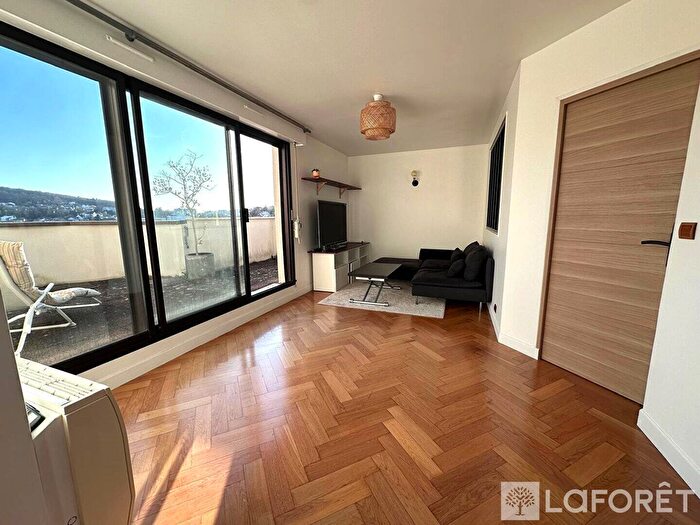 Appartement à louer - Danton-Gabriel Peri, Sèvres - 2 pièces - 1 chambre