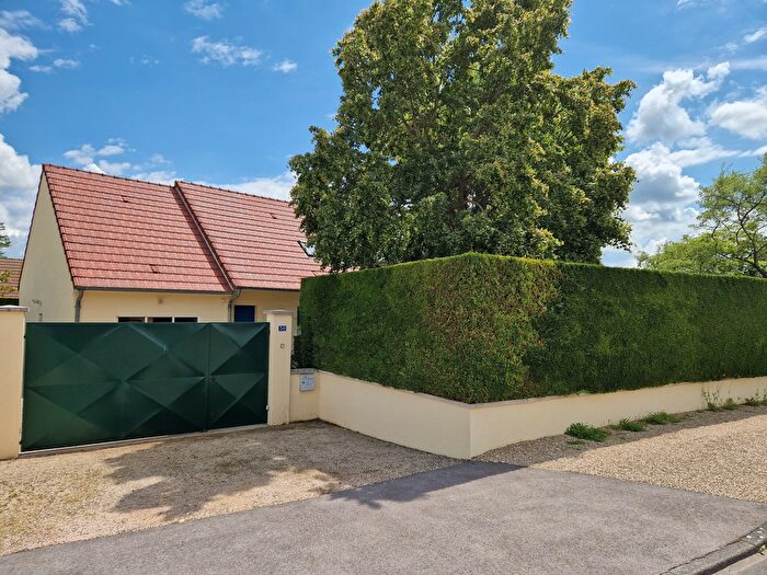 Maison à vendre - Beaune, Centre-ville - 6 pièces - 4 chambres