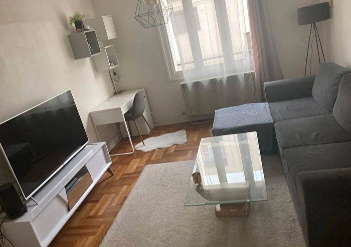 Appartement à louer - Villeurbanne - 2 pièces - 1 chambre