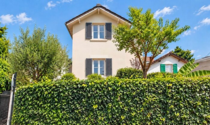 Maison 3 pièces à louer à Le Perreux-sur-Marne, Centre-ville, Quais d'Argonne